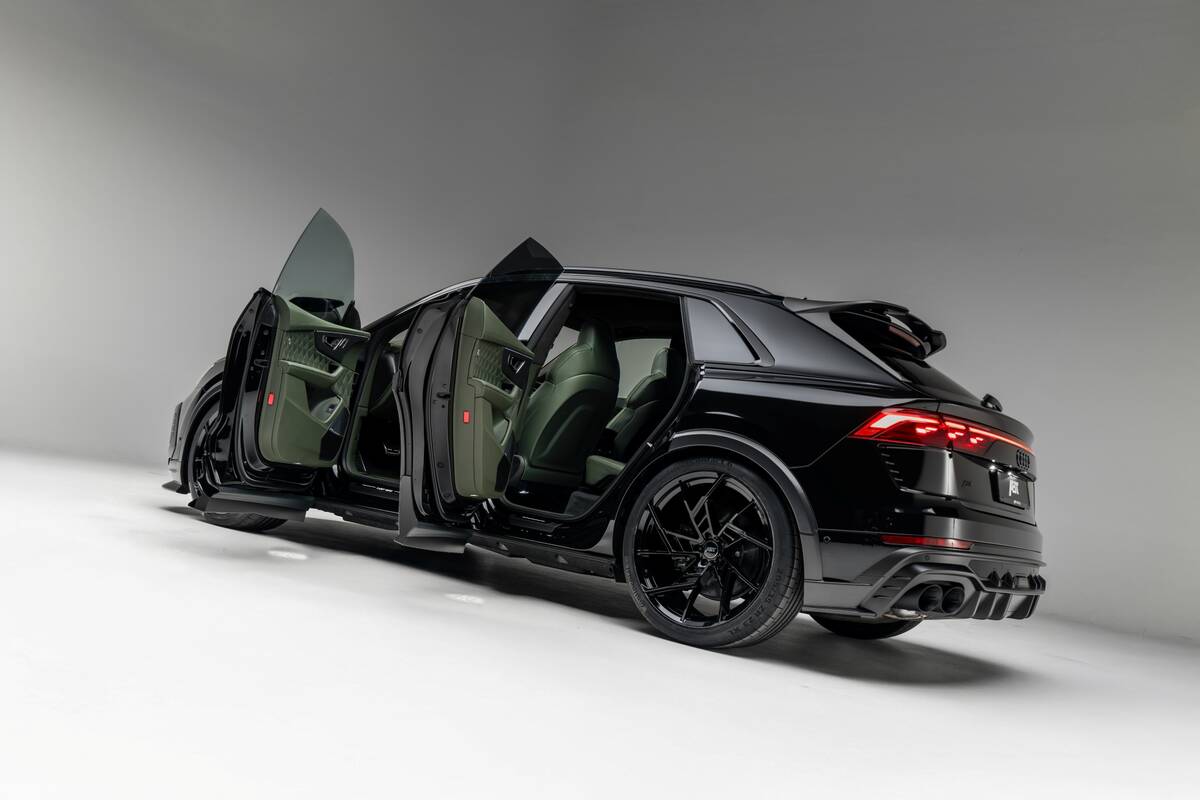 Untamed power meets unique character: The ABT RSQ8 Legacy Edition with ...